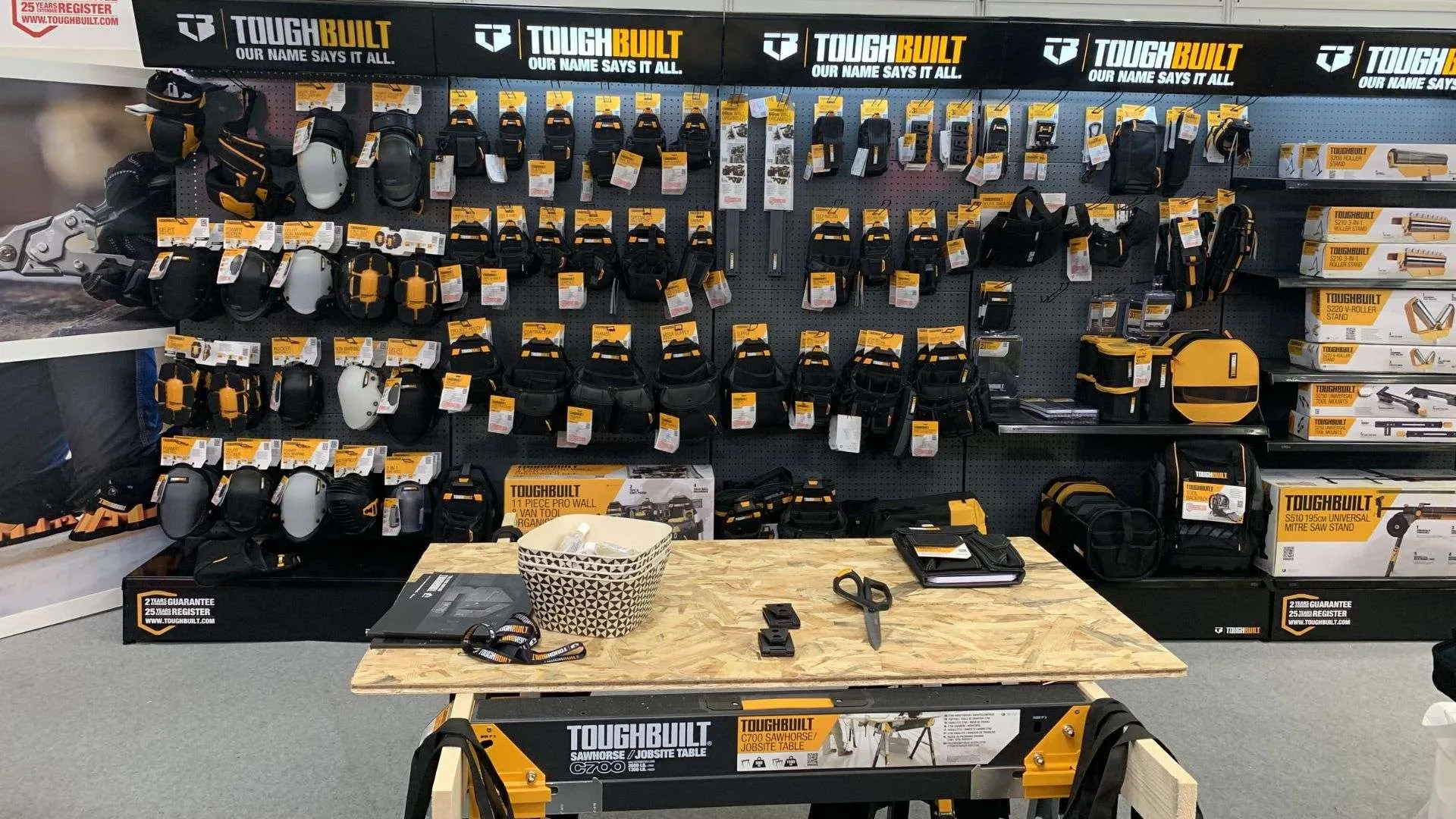 Toughbuilt, un entrepôt en France grâce à Waresito